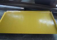 China Yellow Mobile Hydraulic Loading Ramp On Ground Loading And Unloading for sale