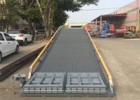 China 2000mm Width Container Mobile Yard Ramp 10 Ton / 15 Ton Light Grey Color for sale