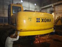 China High Efficiency Excavator Long Boom And Stick For Dredging Rivers Port Construction for sale