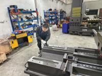 China LS-1200 High Rigidity Drilling And Milling Machining Center With Chip Wash System for sale
