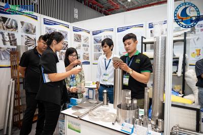 China Ss 304 Wedge Wire Screen Filter For Wastewater Treatment for sale