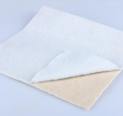 China Composite Geomembrane HDPE Geotextile 1000gsm 0.6mm for Pond Lining Anti Seepage for sale