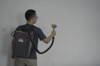 China 50W 100W 200W 300W Backpack Laser Cleaning Machine  with Adjustable Scan Width and Air Cooling for Rust Paint Oil Removal for sale
