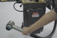 China New Design 200W Backpack Laser Cleaning Machine Lightweight Portable Laser Rust Removal Machine for sale