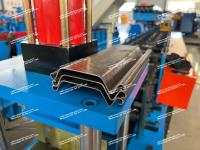 China Customized Steel Roller Shutter Door Roll Forming Machine With 14 Stations for sale
