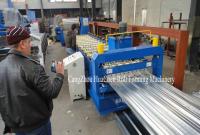 China 3 Phase Trapezoid Roofing Sheet Roll Forming Machine For 1200mm for sale
