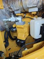 China CAT 310 CR Compact Hydraulic Excavator for Urban Construction & Landscaping for sale