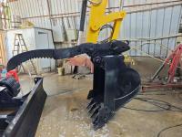 China CAT 310 CR Compact Hydraulic Excavator for Urban Construction & Landscaping for sale