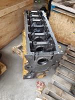 China  High Strength CGI Cast Iron C13 Cylinder Block, Long Service Life for sale