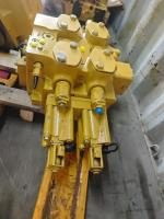 China Hydraulic Main Control Valve 222-4436 Fit CAT 988H 992K Loader, Stable Pressure & Low Leakage for sale