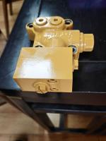 China Pressure Reducing Valve For Cat 345GC 349 352 Excavator, Precise Pressure Control, Wear Resistant Hydraulic Spare Parts for sale