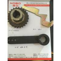 China CE Mattress Foaming Machine Chainwheels Swinging Arm Tension Spring Hand Sliding Block 200mm for sale