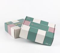 China Gold Silver Foil Cardboard Package Boxes For Gift Packaging 250gsm for sale