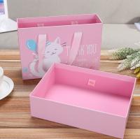 China High Smoothness 300 Grams Drawer Gift Box With Ribbon Handle for sale