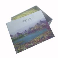 China 157gsm Art Paper Rigid Cardboard Gift Boxes Spot UV Perfumes Packaging for sale
