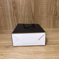 China Cosmetics Kraft Paper Shopping Bags With Rope Handle ODM for sale