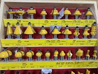 China Woodworking Router Bits Milling Cutter Custom End Mills With AlTiN Coating And Customized Shank Diameter for sale