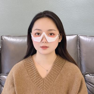 China Home 3D Eye Vibration LED Red Light Therapy Device for Removing Eye Bags Dark Circles for sale