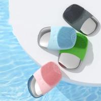 China 10.5*6.5*2.5cm Private Label Waterproof Rechargeable Electric Facial Cleansing Brush for sale