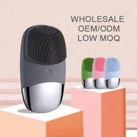 China Food-grade Silicone ABS Rechargeable Electric Facial Cleansing Brush for Radiant Skin for sale