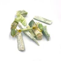 China Massage Area Face Neck Body 2023 Natural Jade Roller and Gua Sha Set with Xiuyan Stone for sale