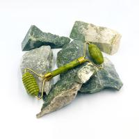 China Massage Area Face Neck Body 2023 Natural Jade Roller and Gua Sha Set with Xiuyan Stone for sale