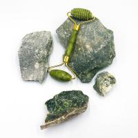 China Double Head Skin Facial Care Jade Roller and Gua Sha Set with 100% Natural Xiuyan Stone for sale