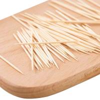 China Customizable Thin Bamboo Toothpicks Disposable Eco Friendly Toothpicks for sale
