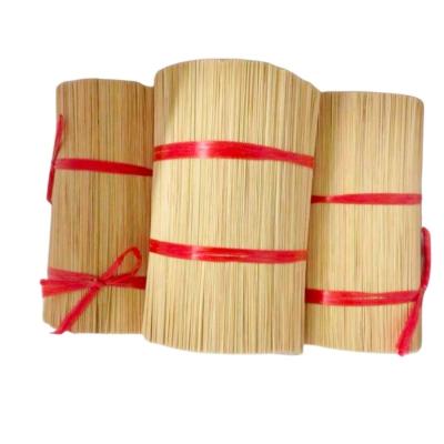 China Lightweight Raw Bamboo Sticks Mildew Proof For Making Agarbatti Easy to Use for sale