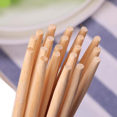 China Sharp Tip Bamboo Chopsticks Disposable Customizable for Convenient Use for sale