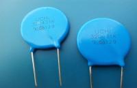 China Blue AC 275V 430J MOV Metal Oxide 32D431K Varistor For Street Light for sale