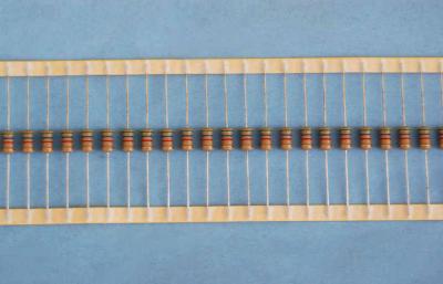 China Mini 2.2K Ohm 1 / 2W Carbon Film Resistor E24 5% With Taping Packing for sale