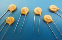 China 930pF Metal Oxide Varistor , Epcos S20K275 Equivalent MOV 275Vac 350Vdc for sale
