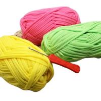 China hand knitting yarn polyester T-shirt crochet yarn bags accessories Weaving Yarn for sale