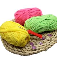 China Knitting Crochet Yarn Quality Crocheting Hand Knitting Yarns T-shirt Yarn for bag for sale