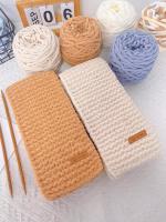 China Hot Selling 165g per ball 0.6cm Hand Thick Knitting Yarn Blanket Yarn for sale