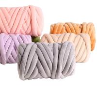 China Knitting  Pet House Blanket Chunky Yarn Giant Chunky Cotton Tube Yarn For Knot Pillow Blanket for sale