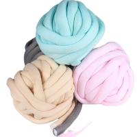 China Knitting  Pet House Blanket Chunky Yarn Giant Chunky Cotton Tube Yarn For Knot Pillow Blanket for sale