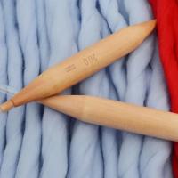 China China Manufacturer super soft 350g/roll 3cm thick 100% wool yarn iceland for sweater for sale