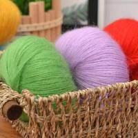 China Wholesale Hot Sale Mohair Yarns 10s/2 Middle Thickness Hand Knitting for sale