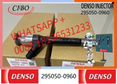 China New DEN-SO Common Rail Fuel Injectors valves Assembly 295050-0960 12640381 for Chevrolet Colorado Holden 2.8L Auto Engine Parts for sale