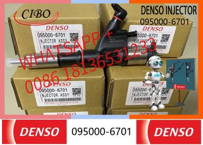 China Common Rail Diesel Fuel Injector 095000-6700 095000-6701 Vg61540080017a for Denso Toyota Howo for sale