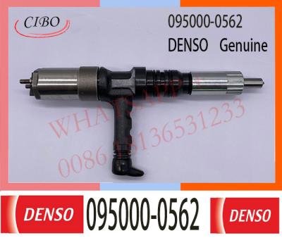 China 095000-0562 Neutral Diesel Engine Fuel Injector 095000-0560 095000-0562 For KOMATSU 6218-11-3100 6218-11-3102 for sale
