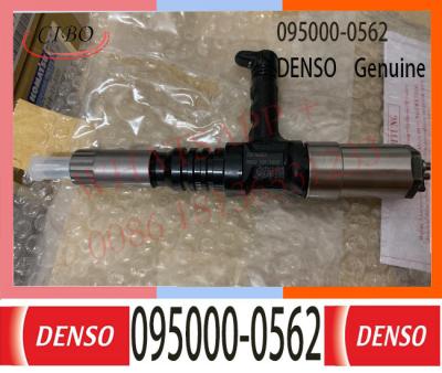 China 095000-0562 DENSO Diesel Engine Fuel Injector 095000-0562 095000-0560 For KOMATSU 6218-11-3100 6218-11-3102 PC600-8 for sale