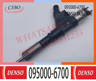 China 095000-6700 DENSO Diesel Engine Fuel Injector 095000-6700 for SINOTRUCK HOWO VG1540080017A for sale