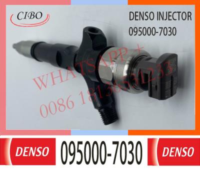 China 095000-7030 Common Rail Diesel Fuel Injector For TOYOTA 23670-39185 23670-39186 for sale