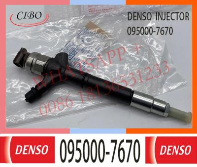 China Common Rail Diesel Engine Fuel Injector 095000-7670 095000-6410 For TOYOTA 23670-09280 for sale