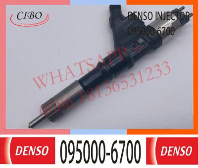 China Diesel engine fuel injector 095000-6700 for Howo R61540080017A for sale