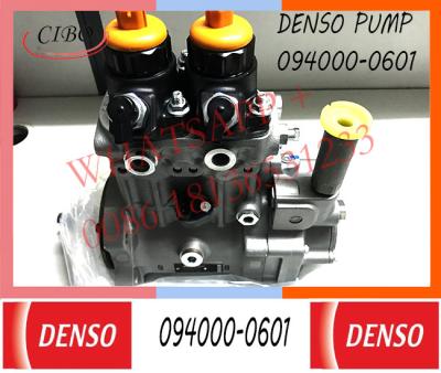 China High Pressure Diesel Engine Injection HP0 Fuel Pump 094000-0601 6245-71-1111 For KOMATSU SAA6D170E-5A/5B/5C Engine for sale