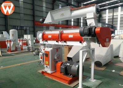 China Forced Feed Pellet Machine SZLH320 3T/H Electric For Cattle Sheep 3 Phase 380V for sale